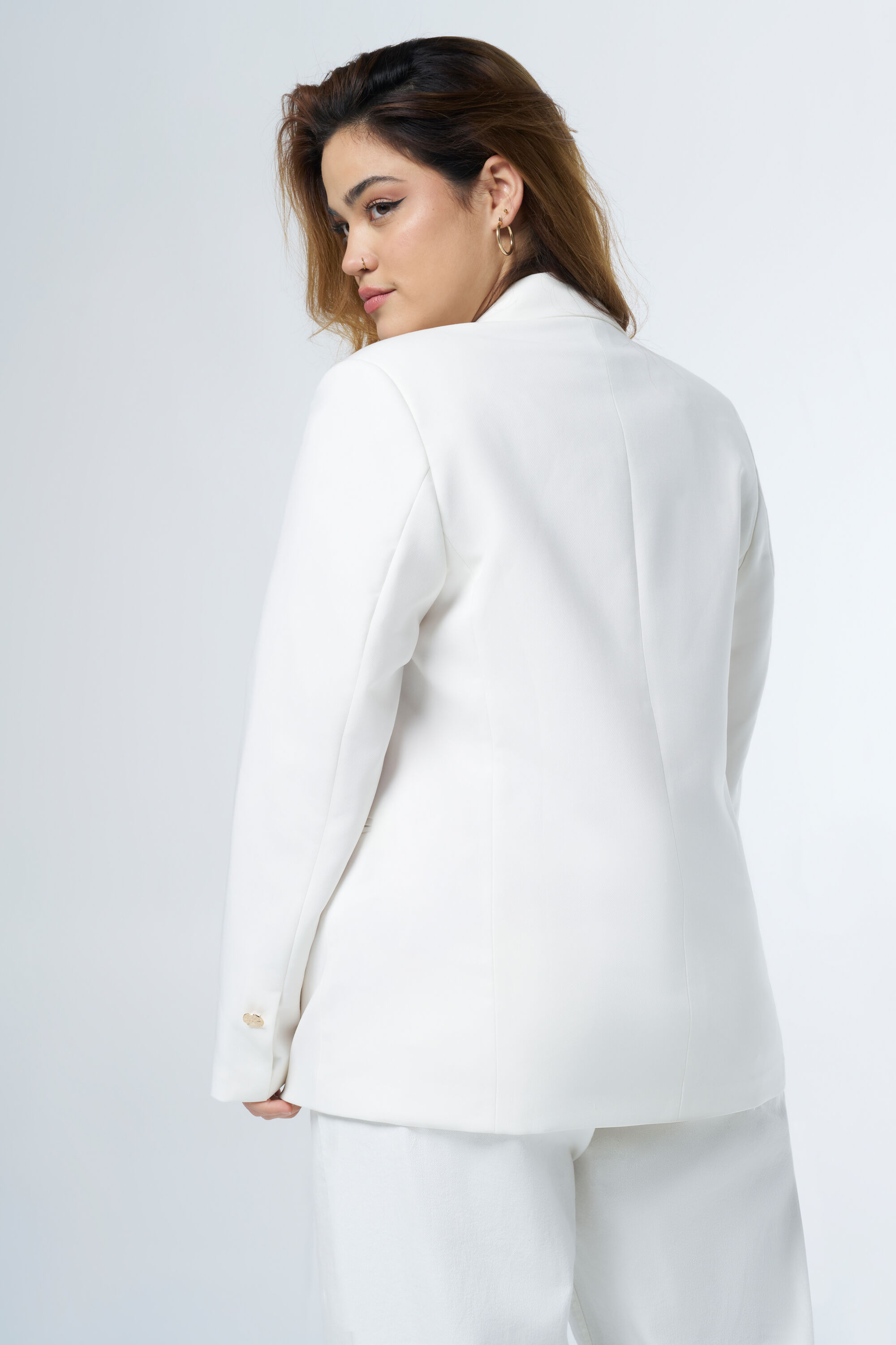 Femmes Blazer ample avec bouton doré | MS Mode