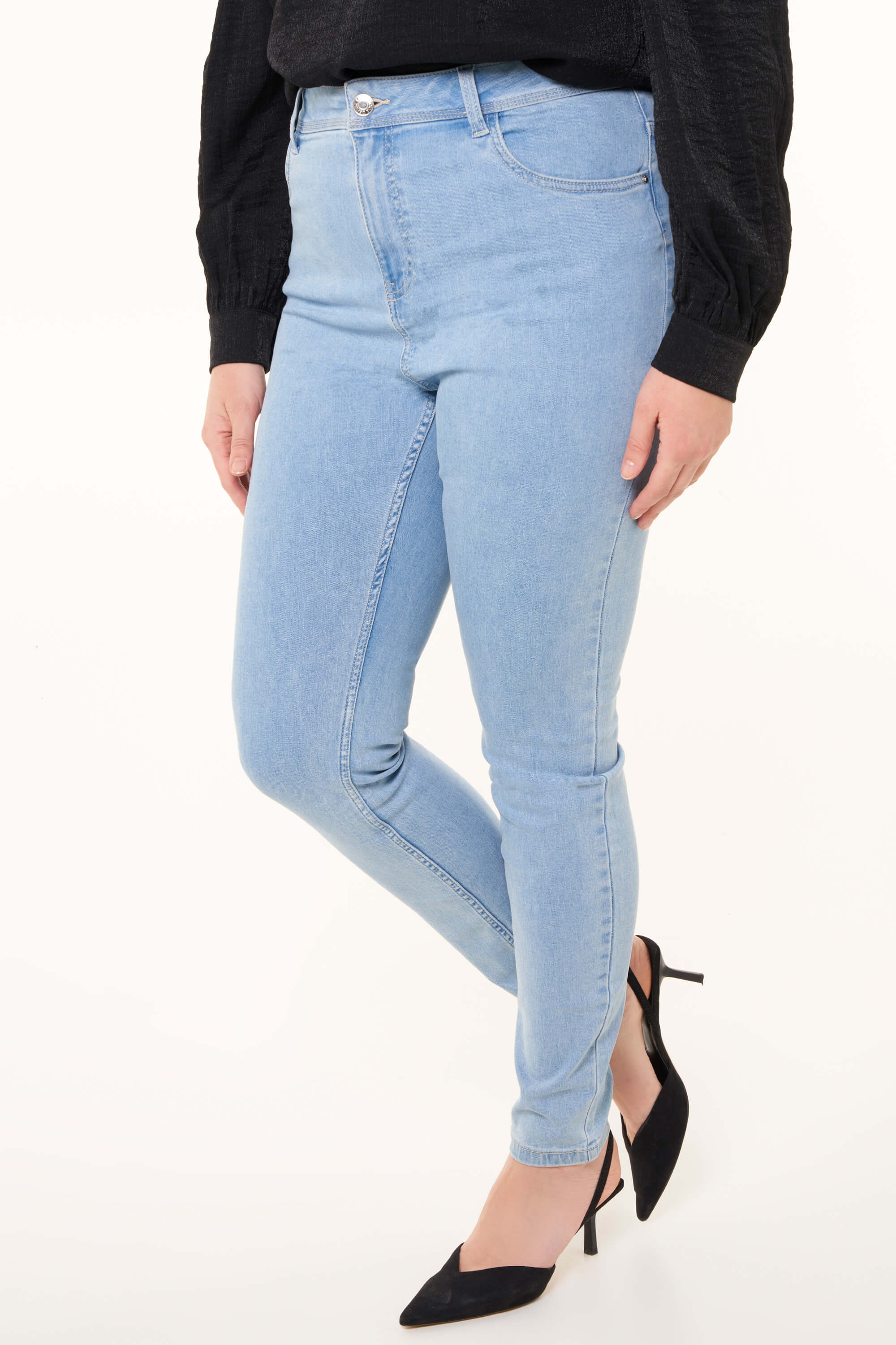 Bleached Denim Jean Moulant Taille Haute Cherry à Ms Mode®
