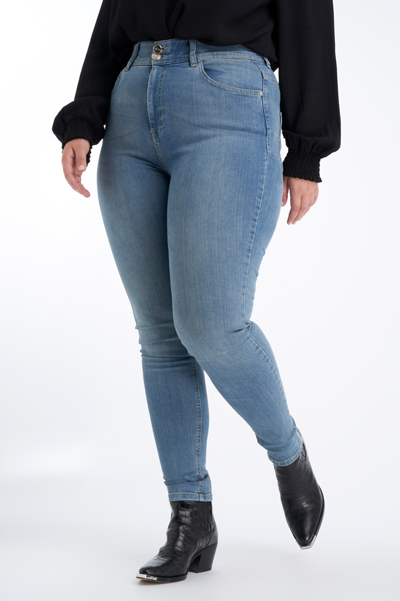 Femmes Jean moulant SCULPTS à MS Mode®